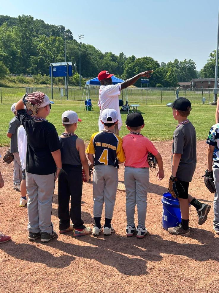 cincinnati reds legends youth baseball clinic